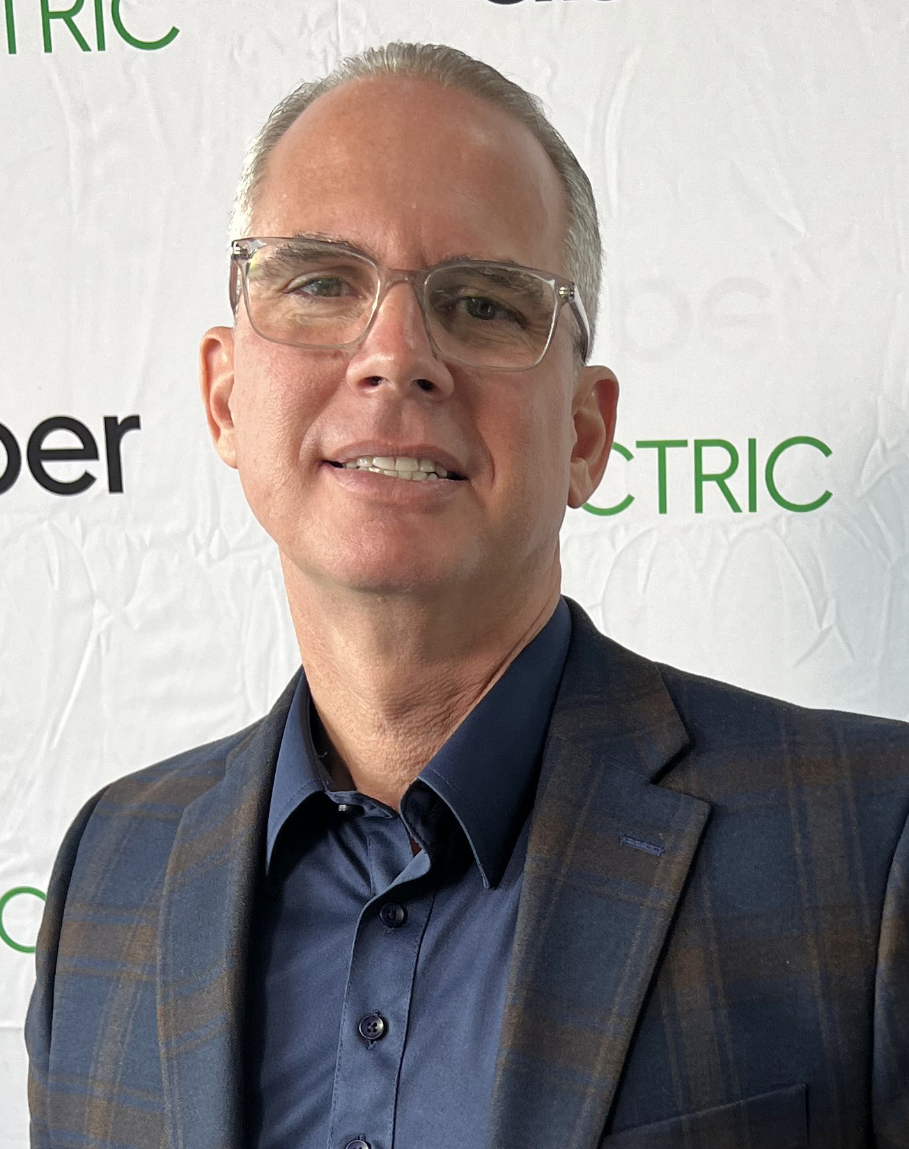 In the electric vehicles market: Concerns grow over shortage of charging stations - Doral Family ...